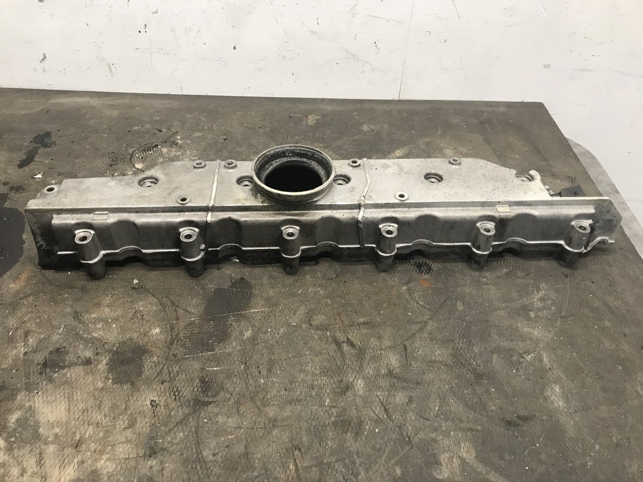Mercedes MBE906 Engine Intake Manifold for Sale