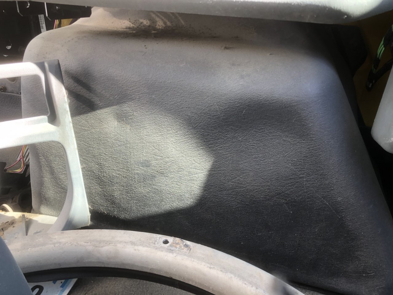 Peterbilt 579 Interior, Doghouse for Sale