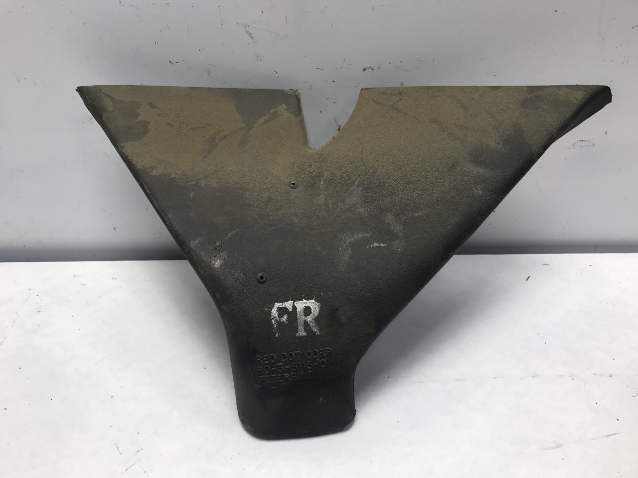 18-03615 | Peterbilt 386 Cab Interior Part for Sale