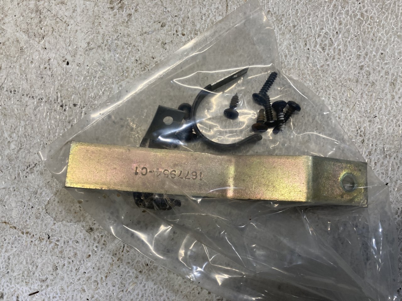 166438C1 | International 4700 Cab Interior Part for Sale