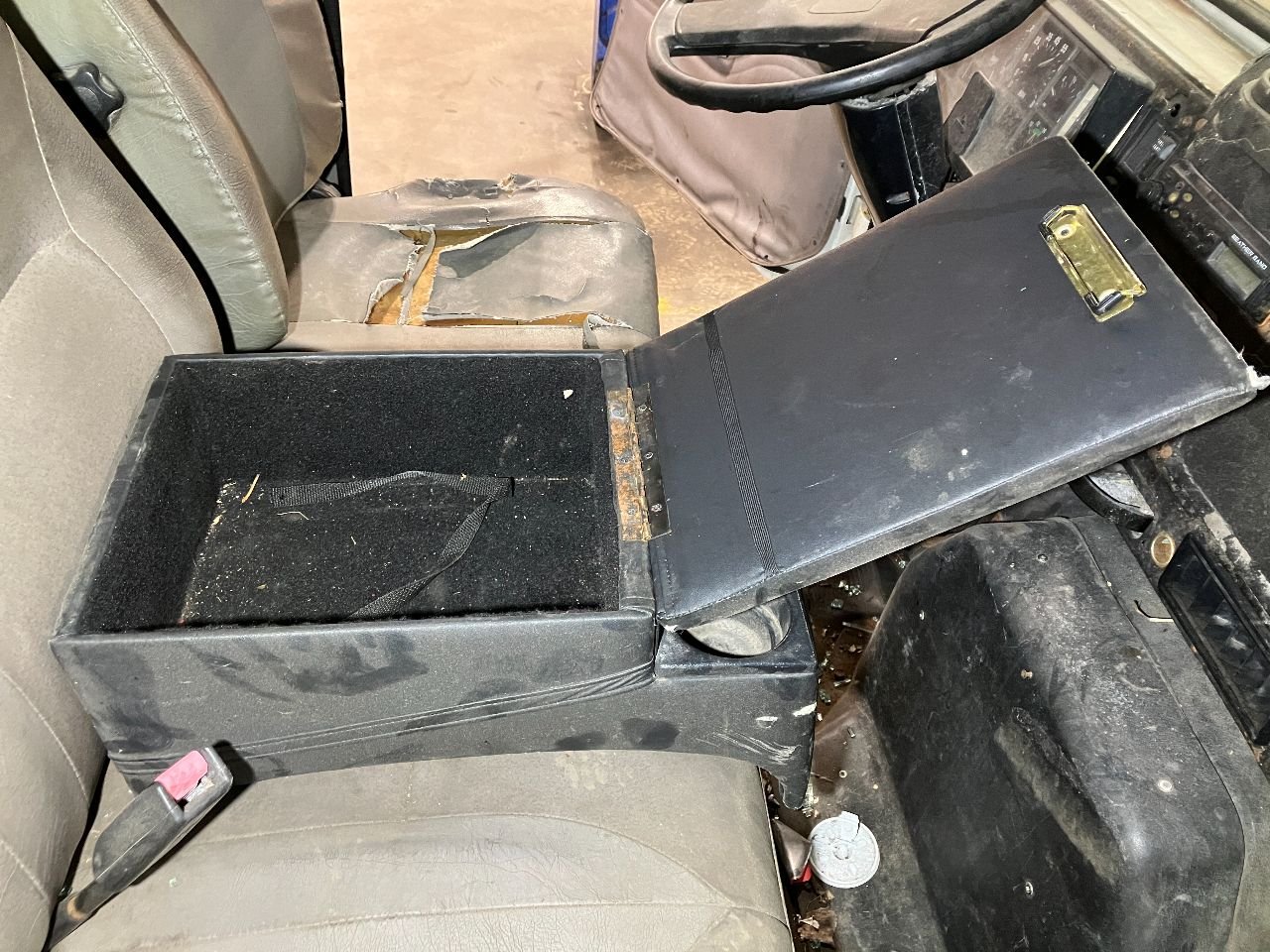 International 4700 Cab Interior Part for Sale