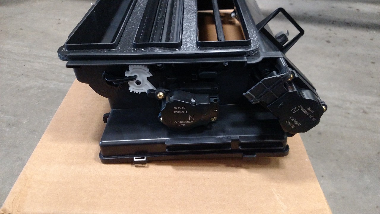 85120290 | Volvo VNL Cab Interior Part for Sale