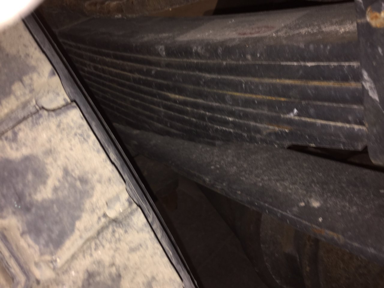 AMP43-415 | Sterling L7501 Rear Leaf Spring for Sale