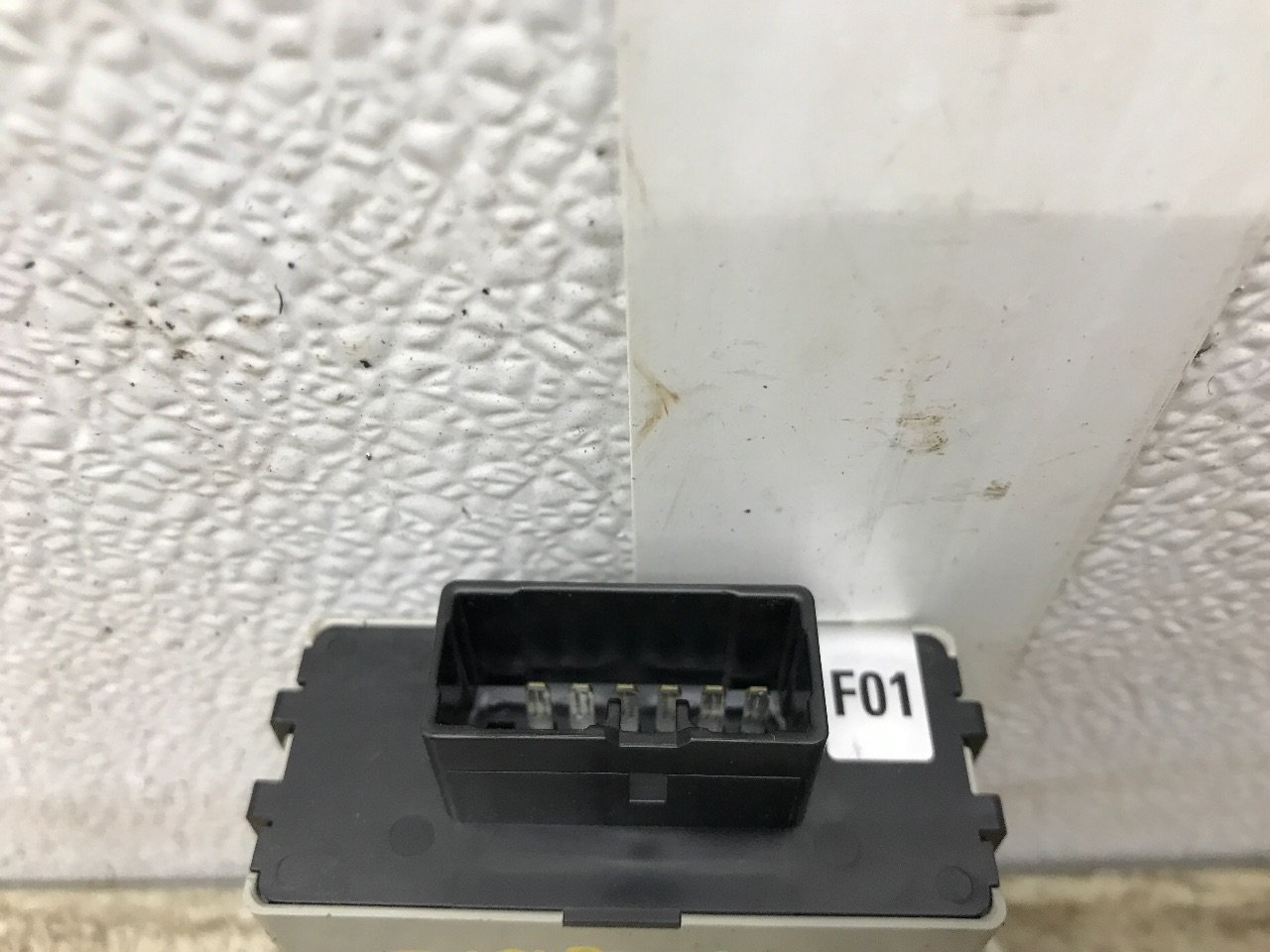 81980-E0010 | Hino 165 Light Control Module for Sale