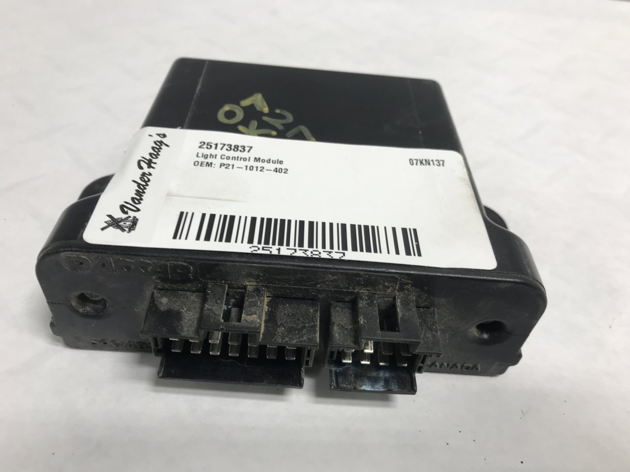 P21-1012-402 | Kenworth T800 Light Control Module for Sale