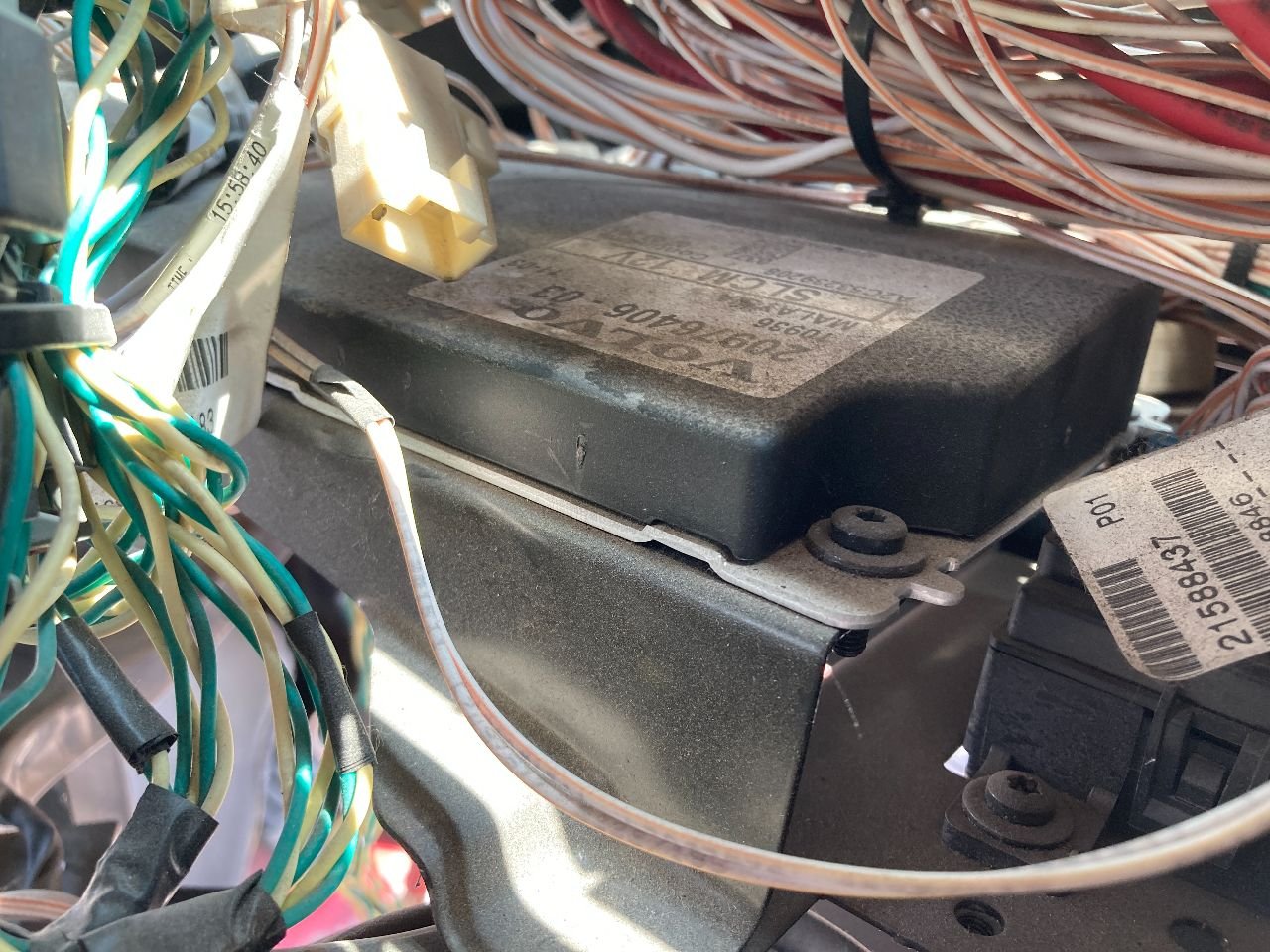 A2C53239208 | Volvo VNL Light Control Module for Sale