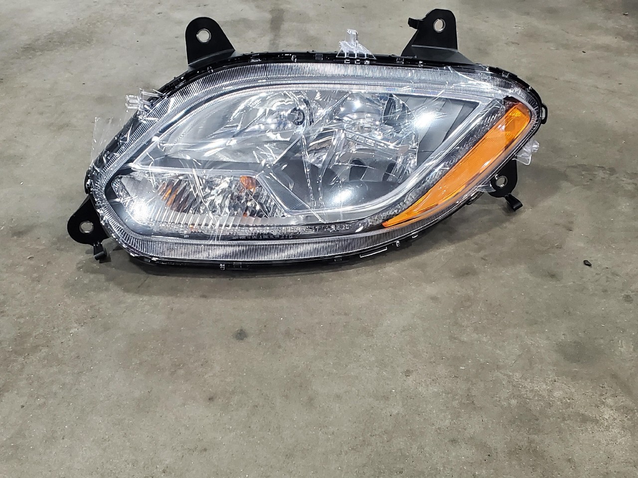 4049967C96 | International LT Lighting, Exterior for Sale