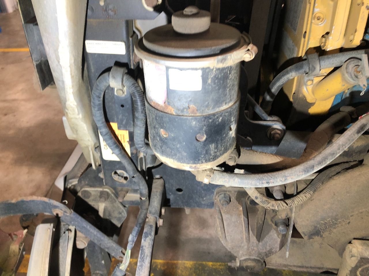 F8HT-3531-AA | Ford A9522 Power Steering Reservoir for Sale