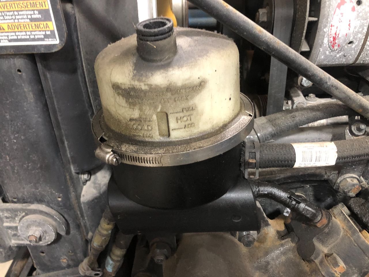 J86-1045-003 | Kenworth T680 Power Steering Reservoir for Sale