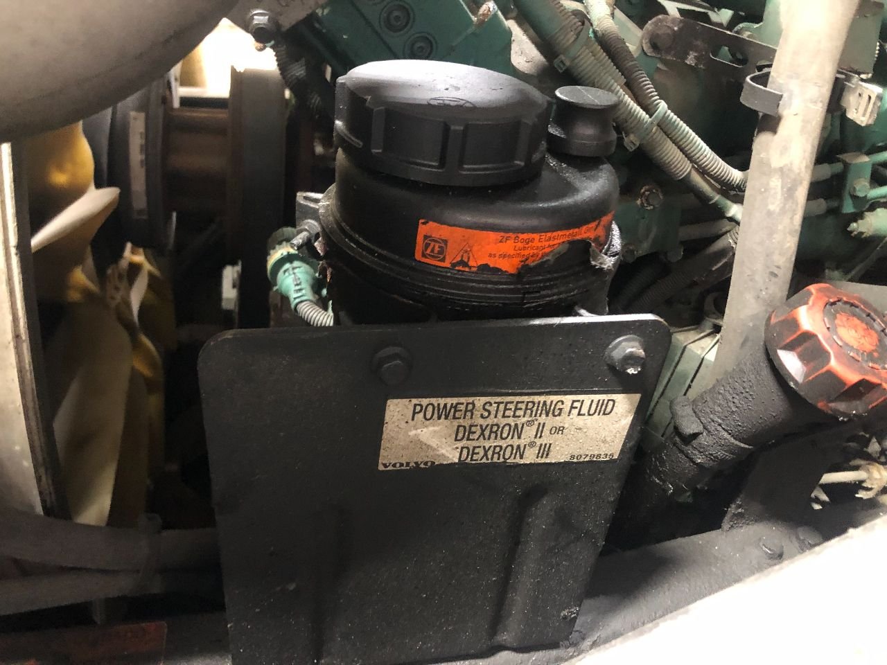 8079835 | Volvo VNM Power Steering Reservoir for Sale