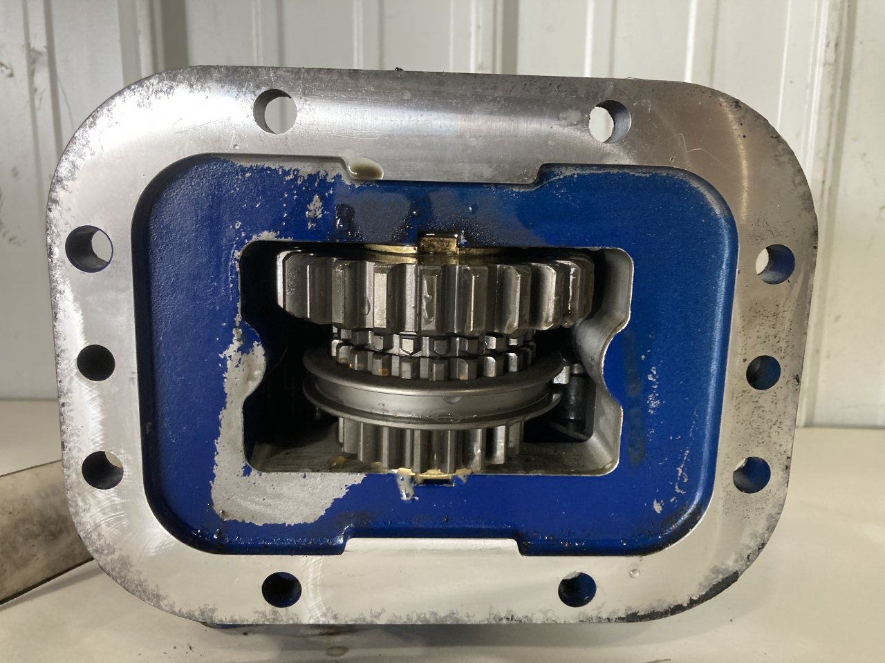 TG8S-U6806-P1KX | Fuller FAOM15810C-EA3 PTO | Power Take Off for Sale