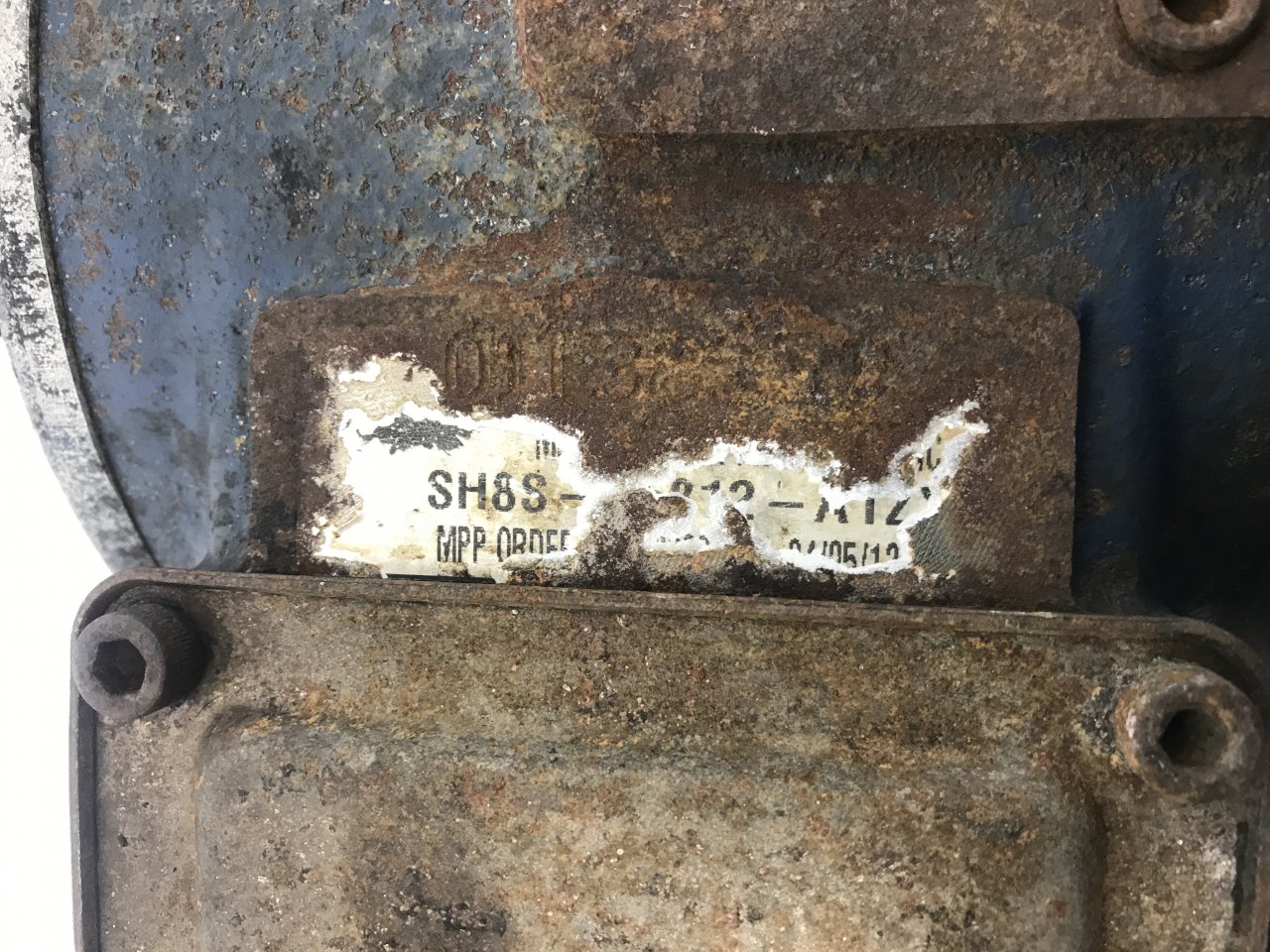 SH8S-U6812-A1ZX | Fuller RTO16910C-AS3 PTO | Power Take Off for Sale