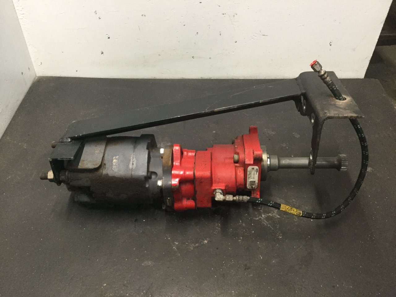 523XVASX-V-XK | Mack TMD12AD PTO for Sale