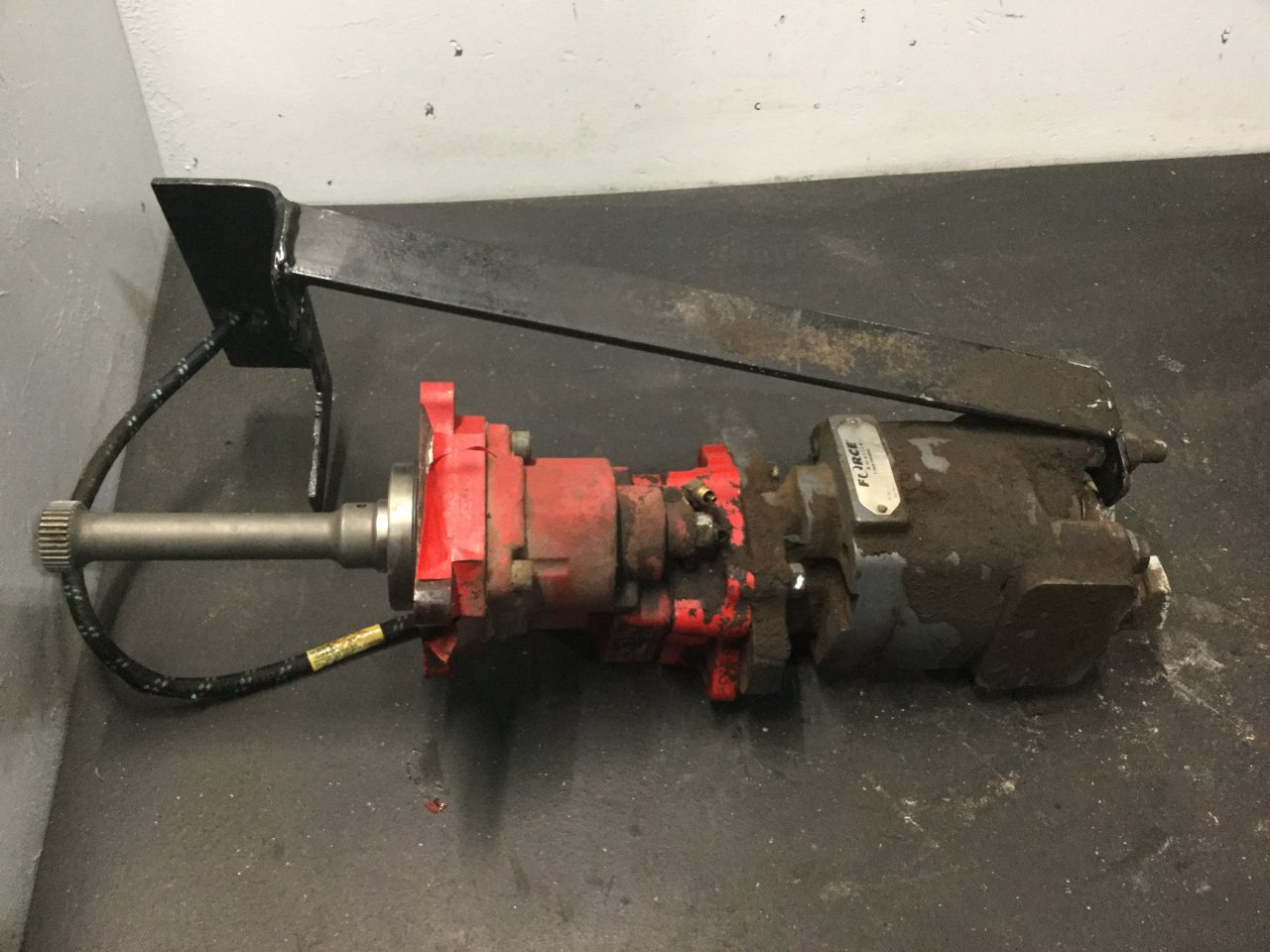 523XVASX-V-XK | Mack TMD12AD PTO for Sale