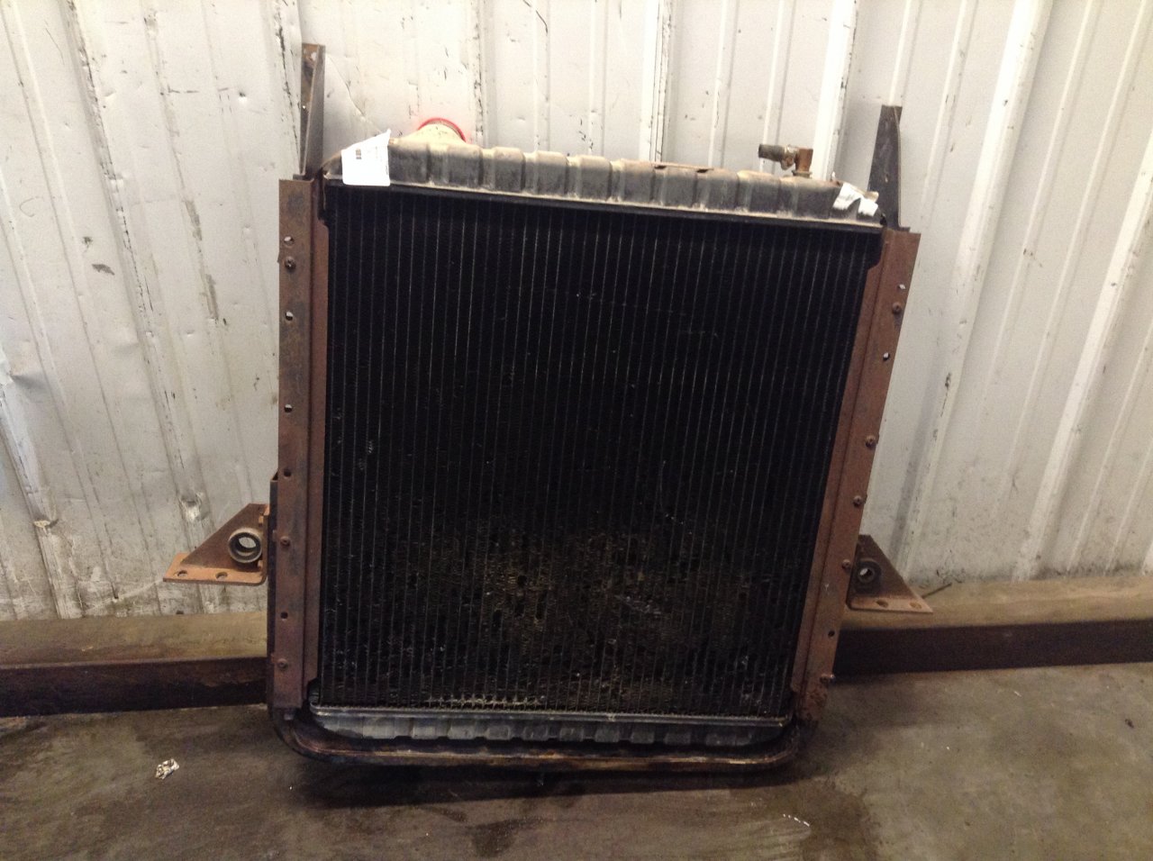 471511C1 | International 1800 LOADSTAR Radiator for Sale