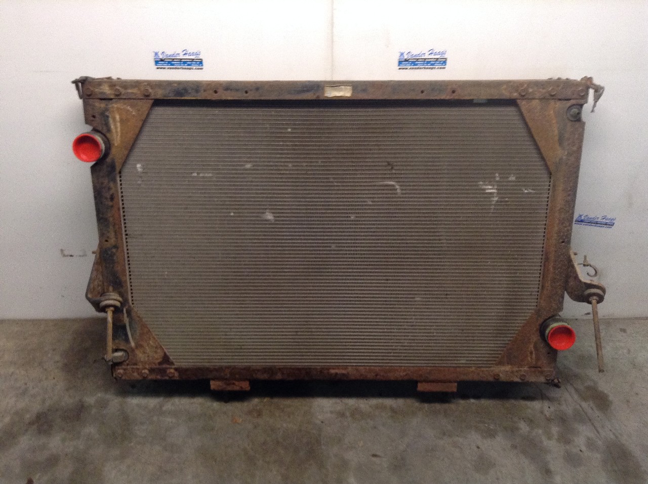 2009528C92 | International 9200 Radiator for Sale