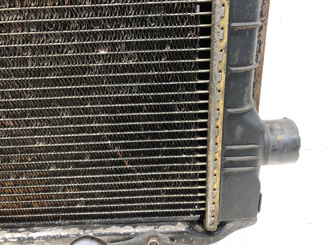 Ford B700 Radiator for Sale
