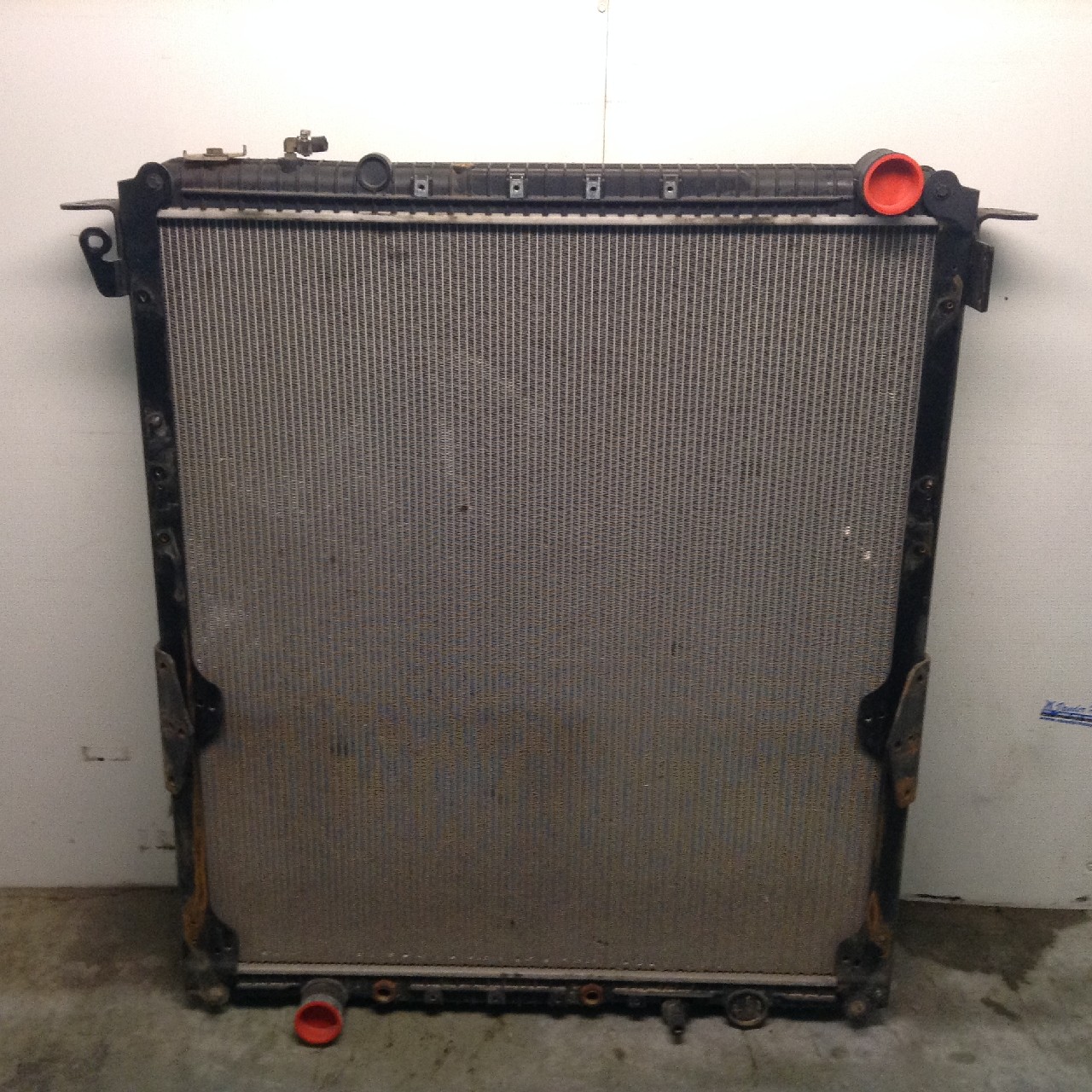 3E0122800003 | Freightliner C120 CENTURY Radiator for Sale