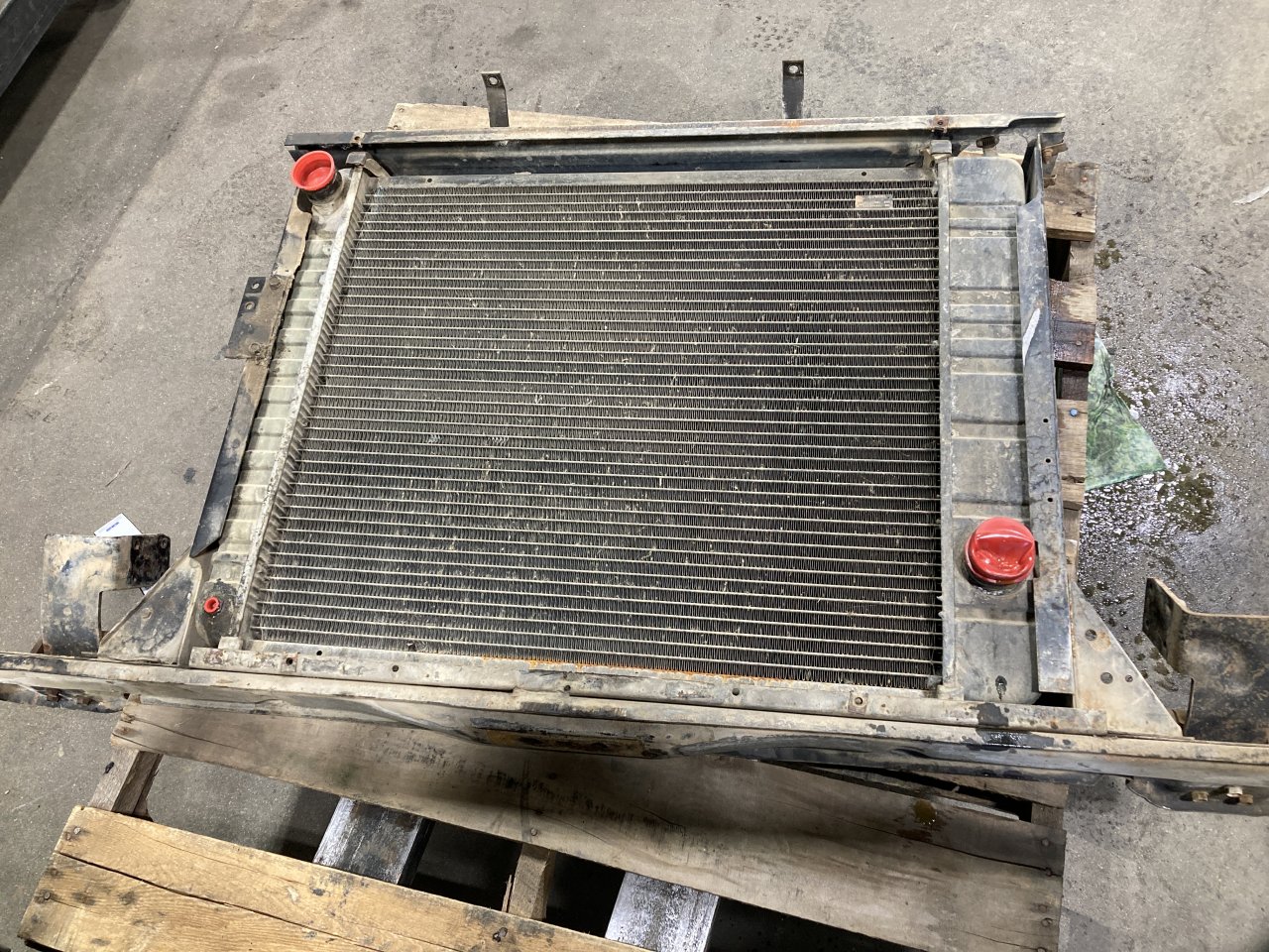 47076 | Chevrolet C60 Radiator for Sale