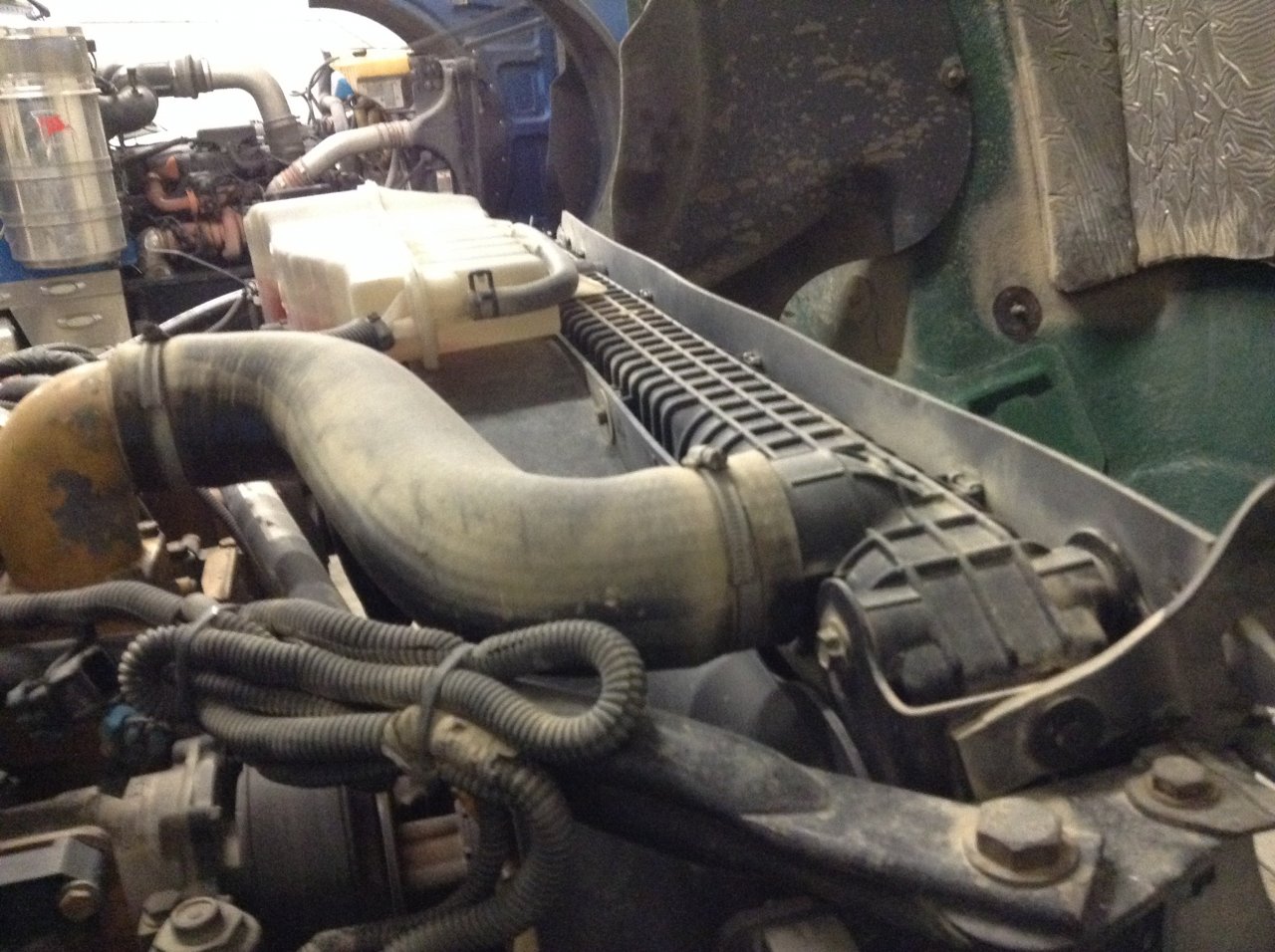 526620004 | Freightliner COLUMBIA 112 Radiator for Sale