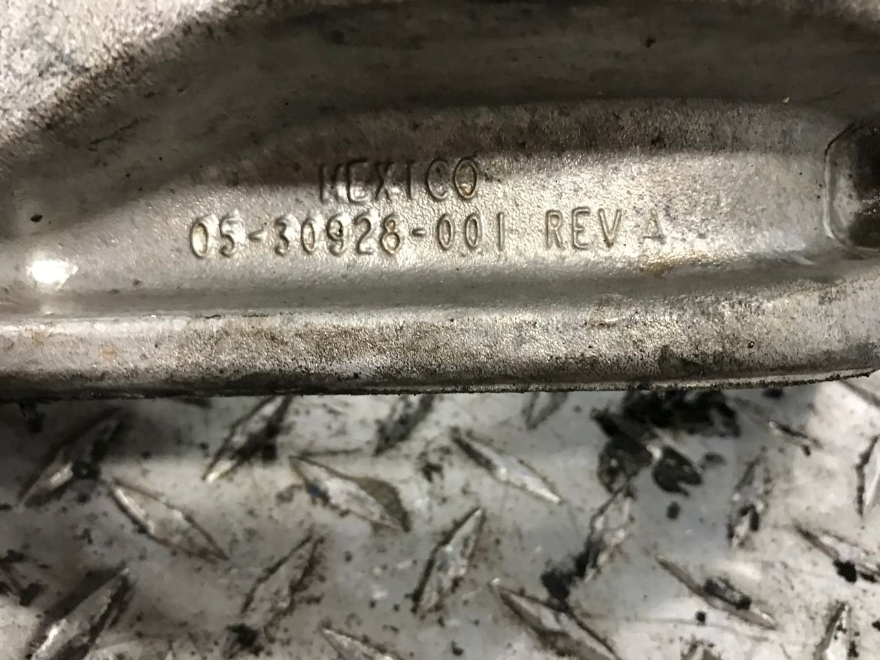 03-30928-000 REV A / 05-30928- | Freightliner CASCADIA Radiator Core Suppor