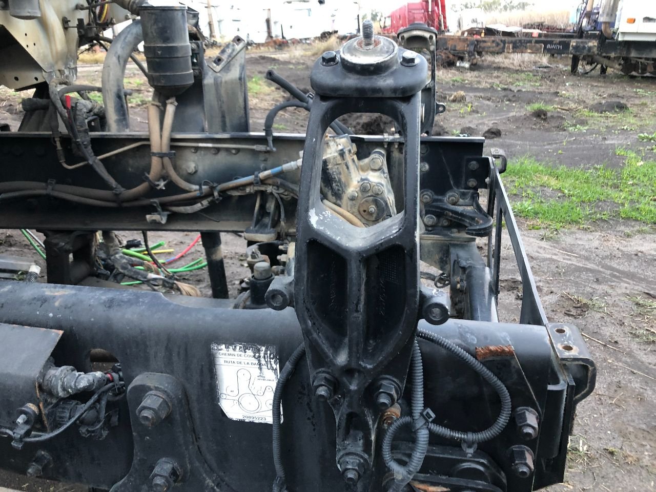 20976574 | Volvo VHD Radiator Core Support for Sale