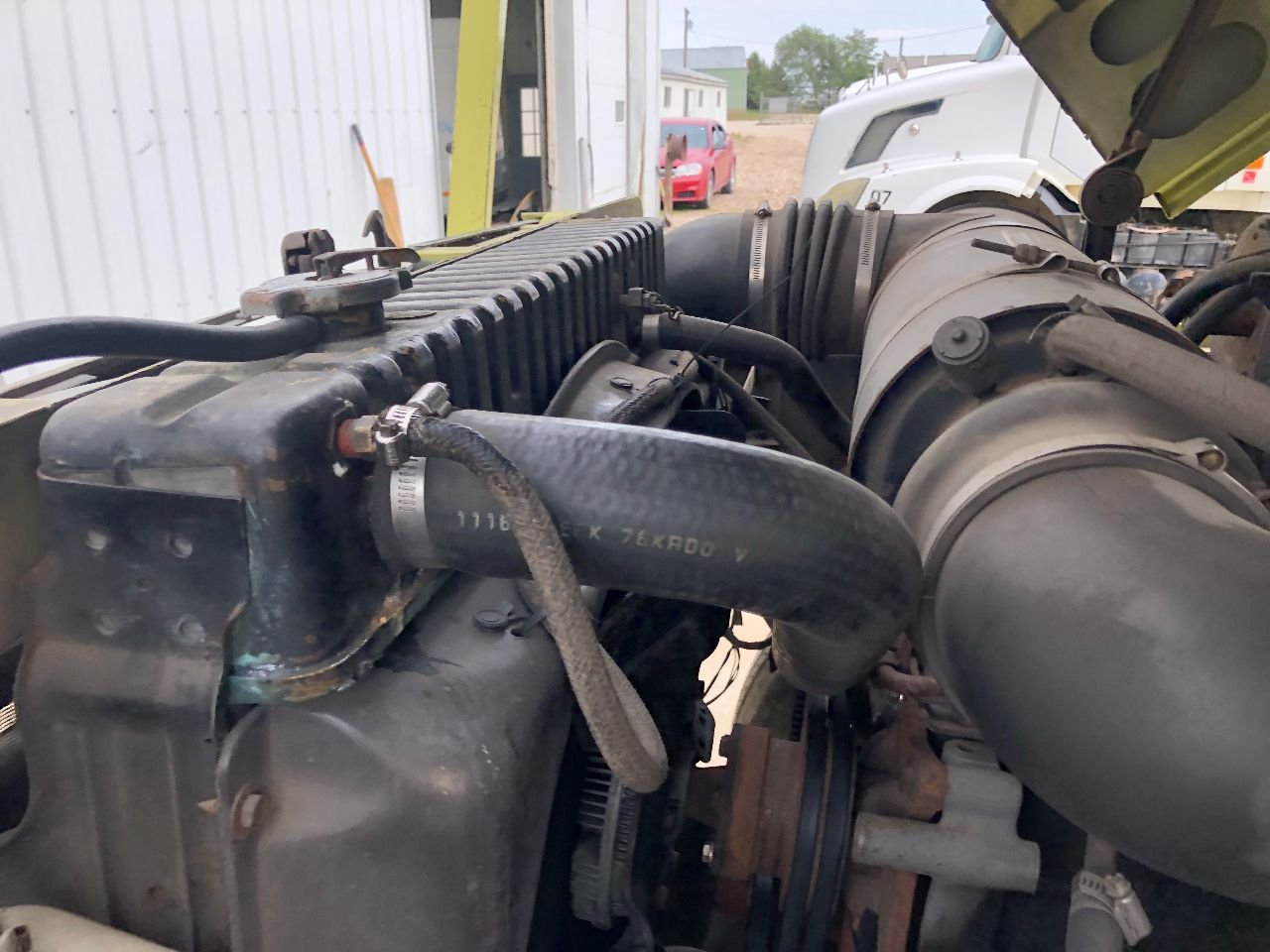 EDE3HT8005DC | Ford F700 Radiator for Sale