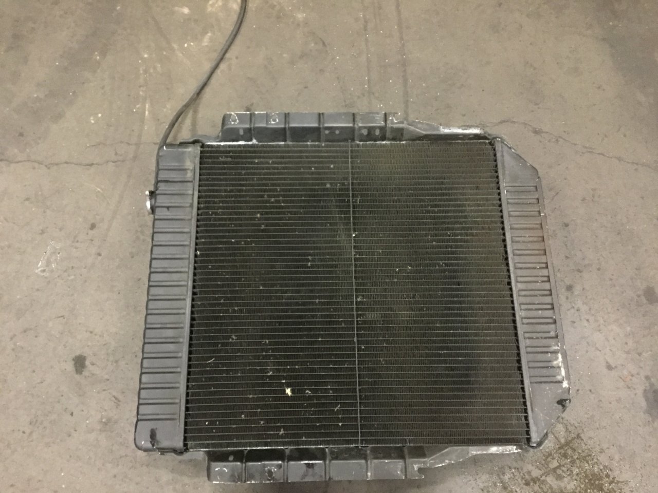 Ford F800 Radiator for Sale