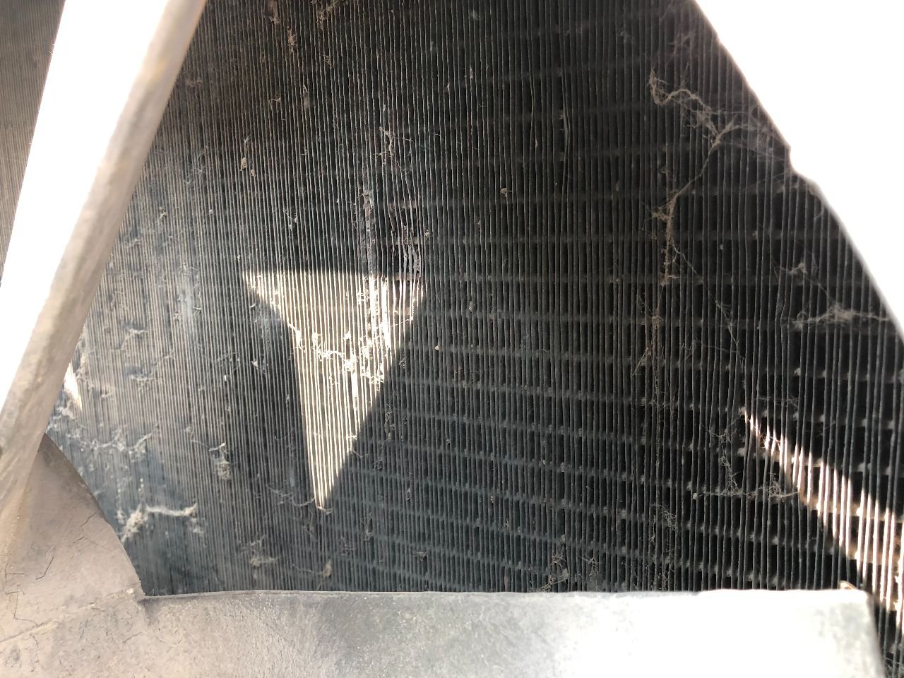 2AC00027 | Freightliner FLD120 CLASSIC Radiator for Sale