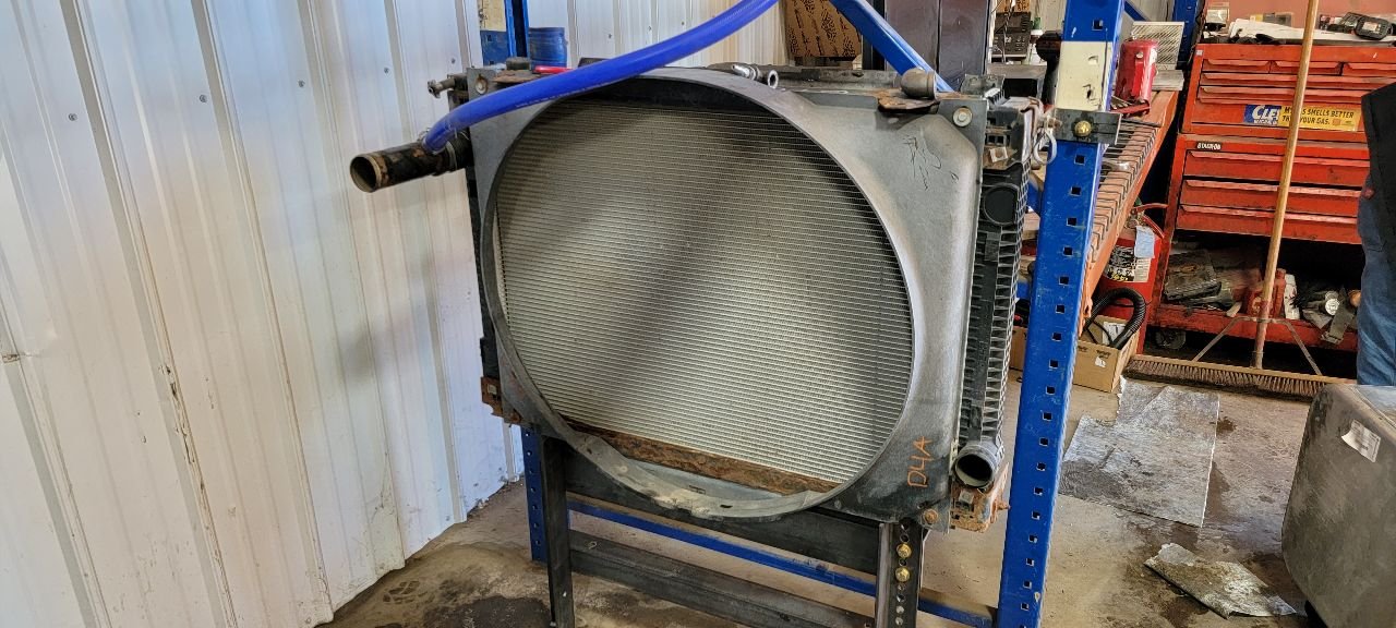 Freightliner FLD120 Radiator for Sale