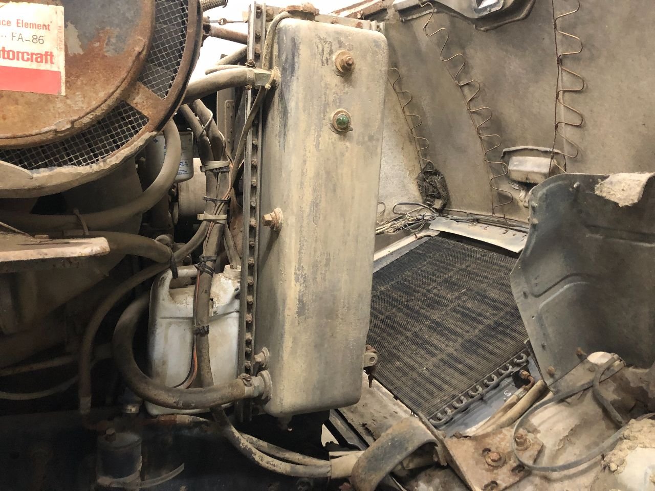 Ford L8000 Radiator for Sale