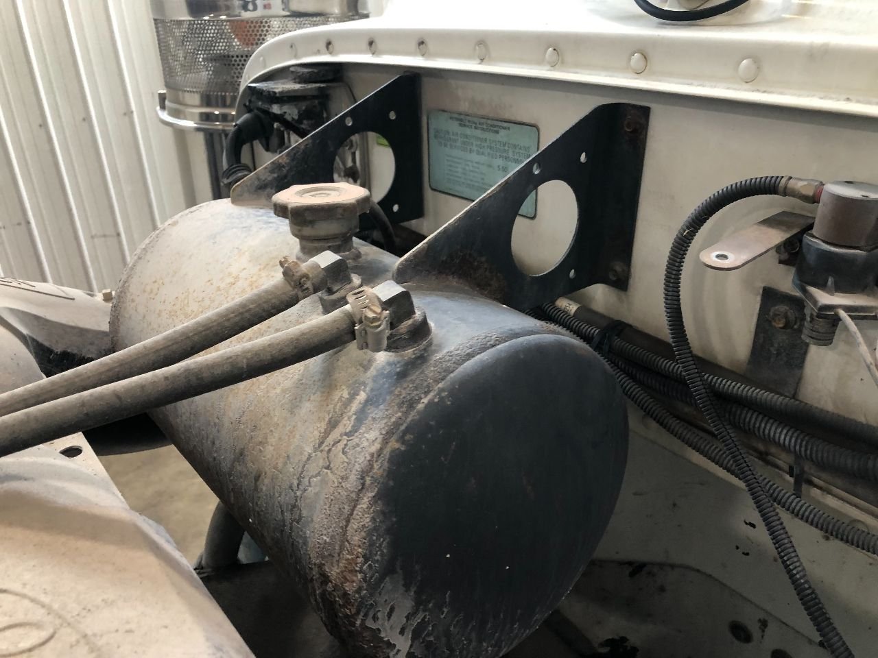 Peterbilt 379 Radiator Overflow Bottle for Sale