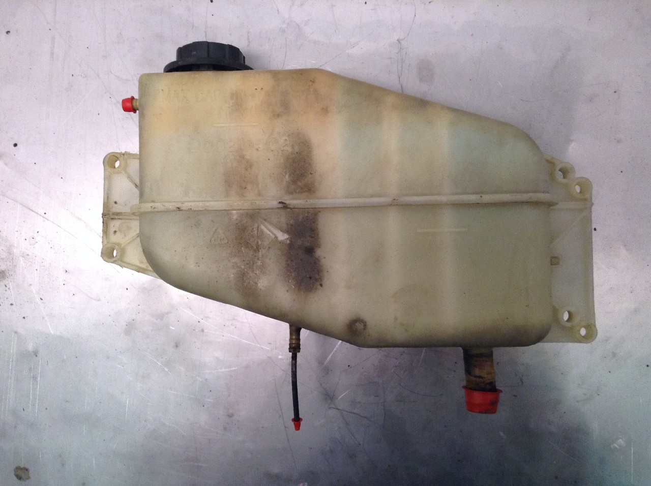 2002105C3 | International 4600 Radiator Overflow Bottle for Sale