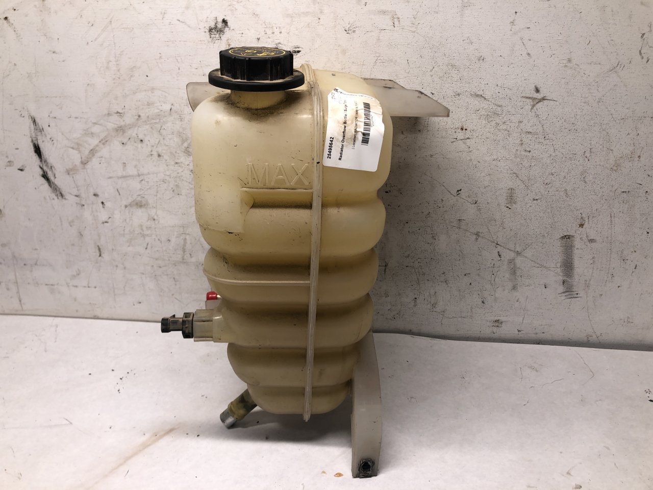 International 8600 Radiator Overflow Bottle for Sale