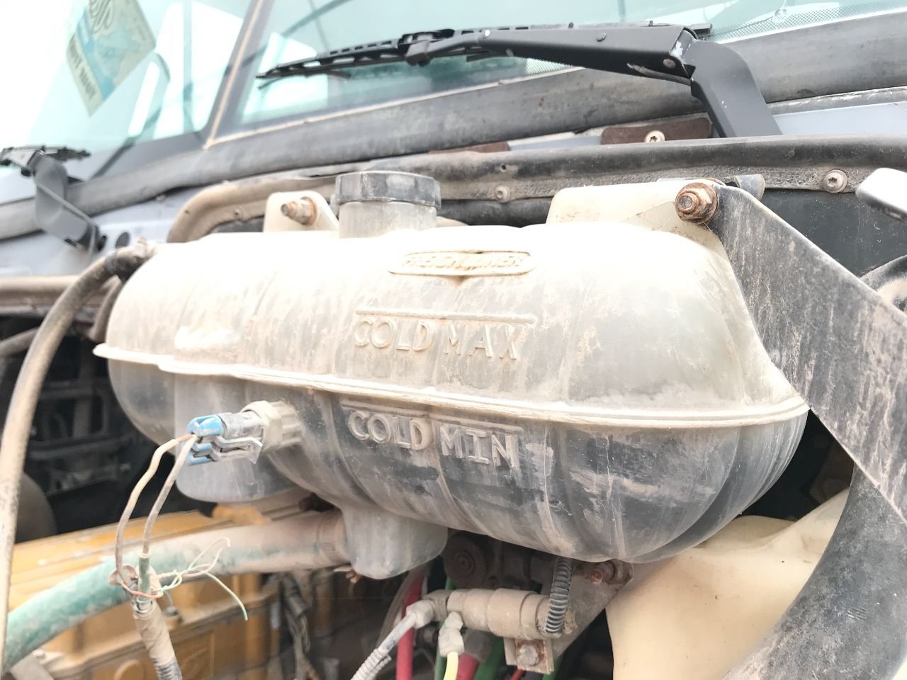 03-070227 | Freightliner C112 CENTURY Radiator Overflow Bottle for Sale