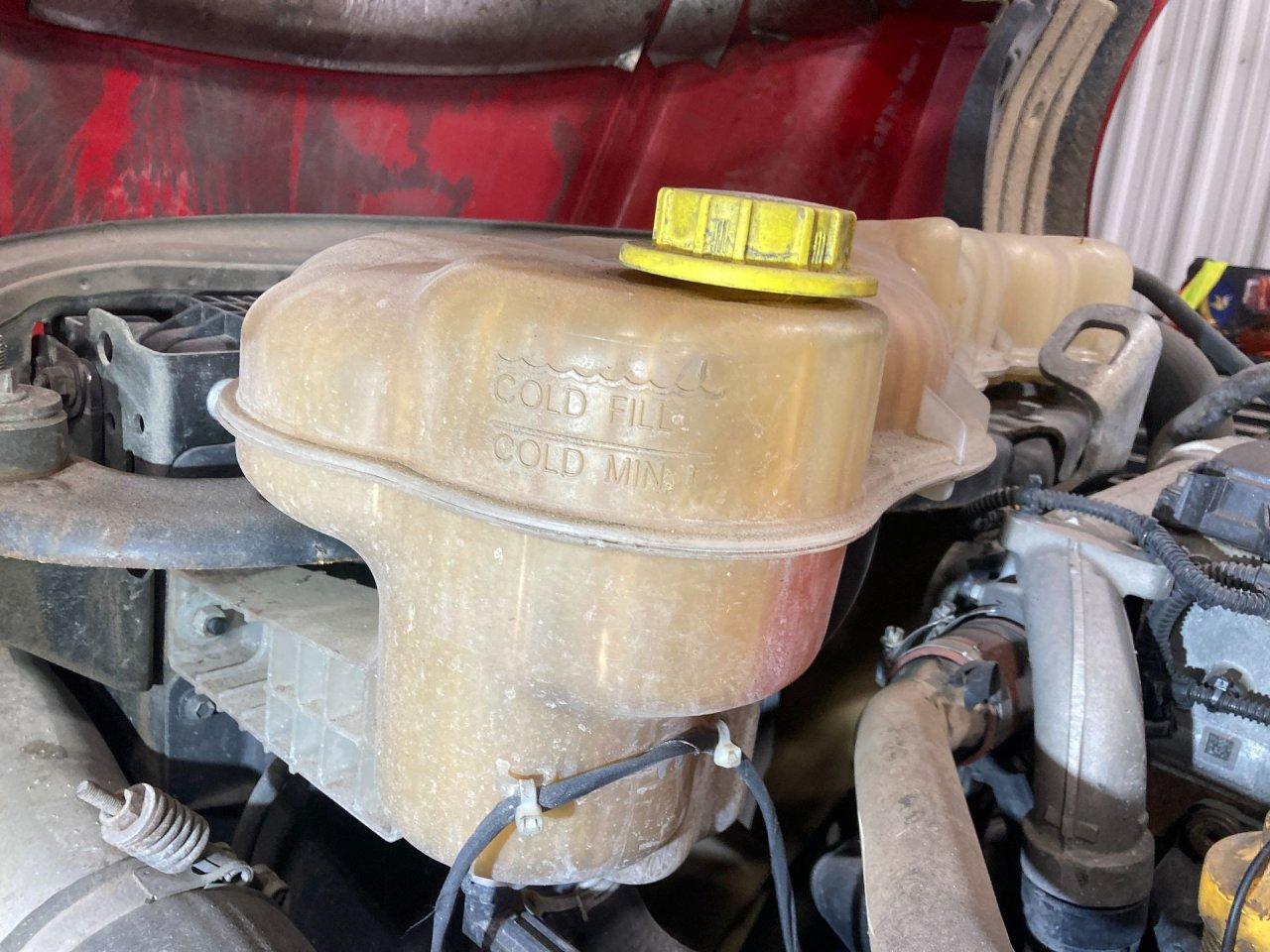 A05-32836-000 | Freightliner CASCADIA Radiator Overflow Bottle for Sale