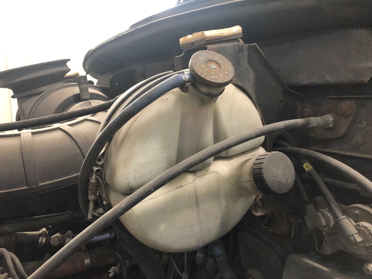 25174629 | Mack CH600 Radiator Overflow Bottle for Sale