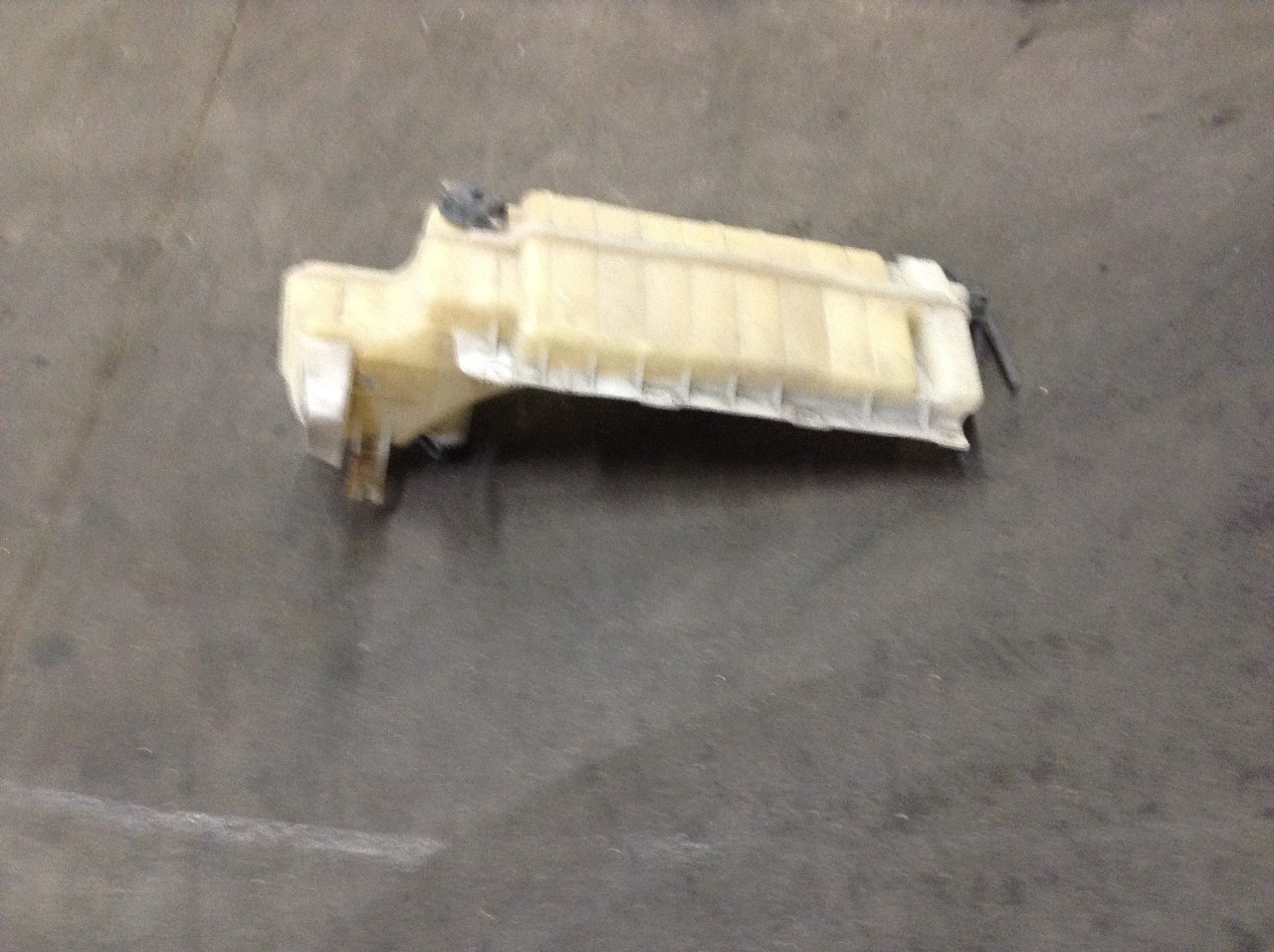 21513975 | Mack CX VISION Radiator Overflow Bottle for Sale