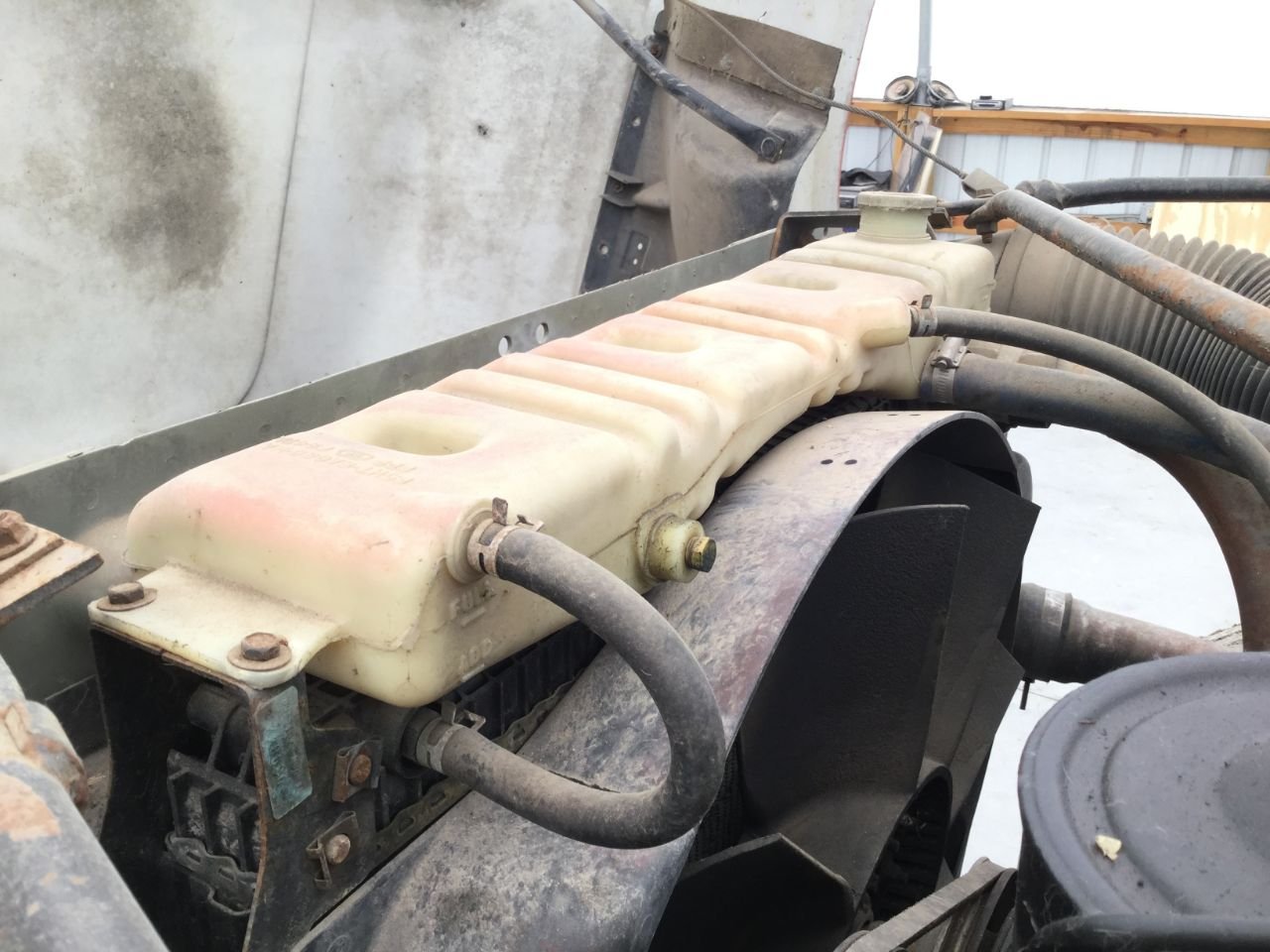 F3HT8A080AA | Ford F8000 Radiator Overflow Bottle for Sale