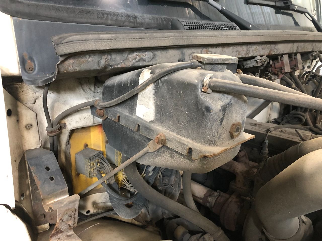 Freightliner FL60 Radiator Overflow Bottle for Sale