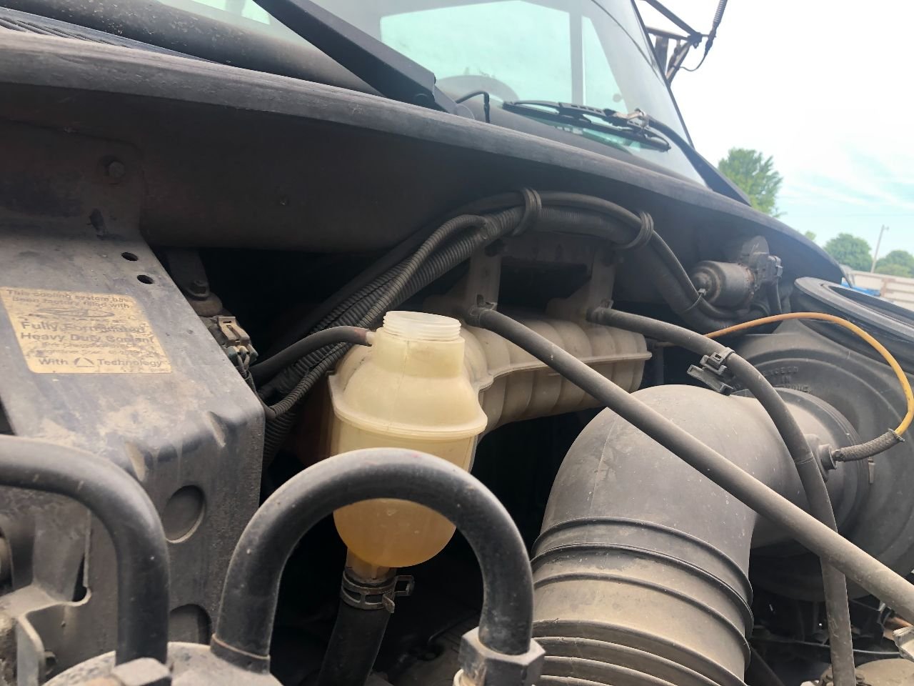 05-21414-002 | Sterling L9513 Radiator Overflow Bottle for Sale