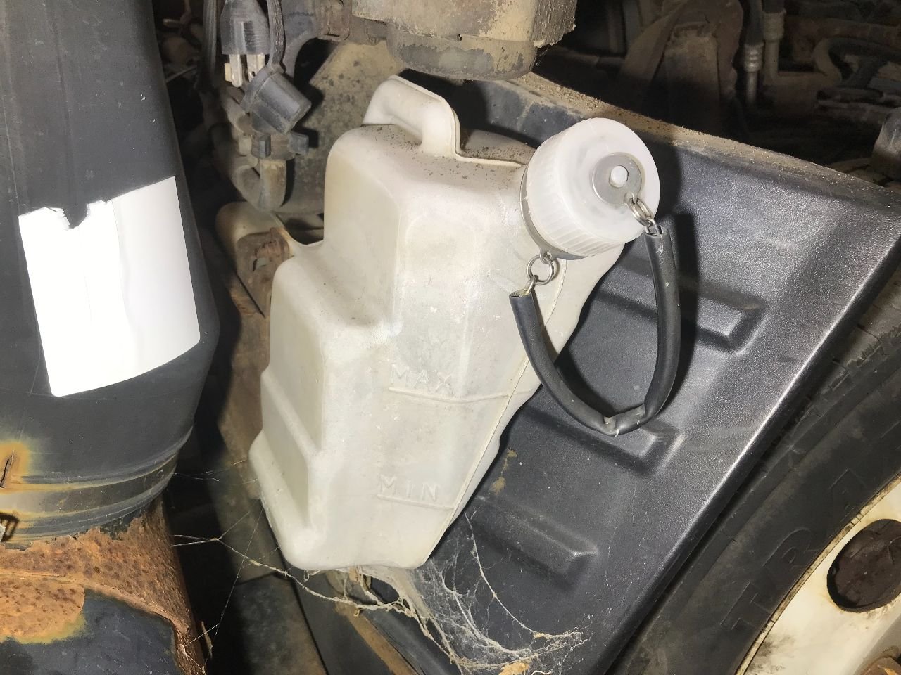 8975530122 | Isuzu NPR Radiator Overflow Bottle for Sale