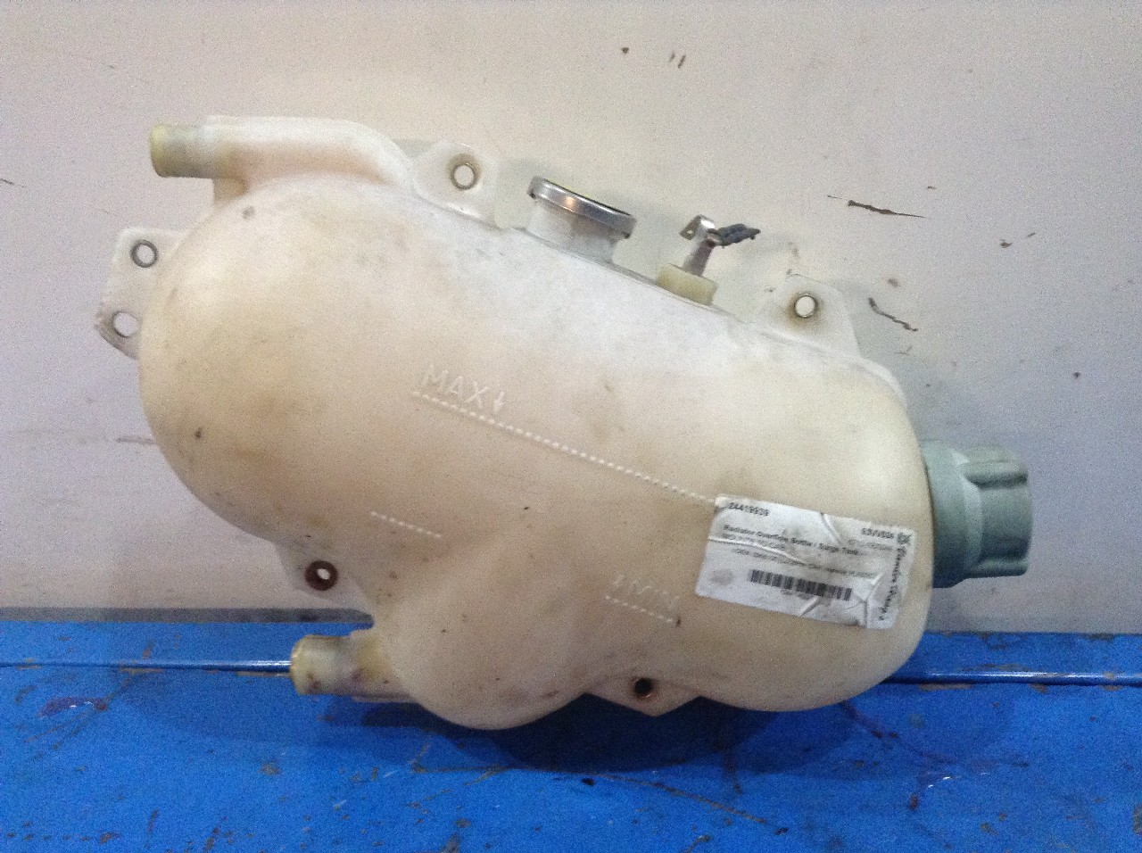 3966106 | Volvo WIA Radiator Overflow Bottle for Sale