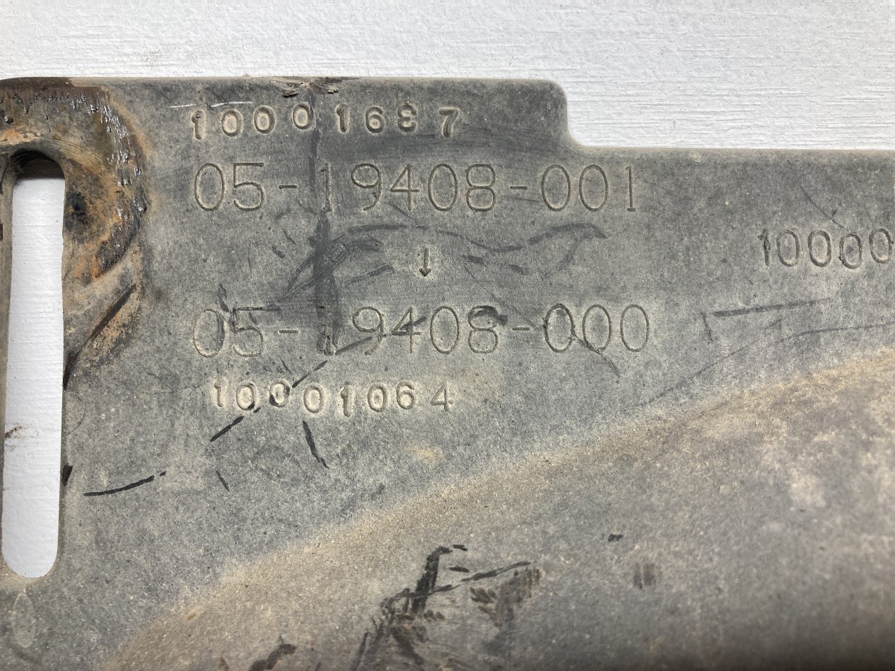 05-19408-001 | Sterling L9511 Radiator Shroud for Sale