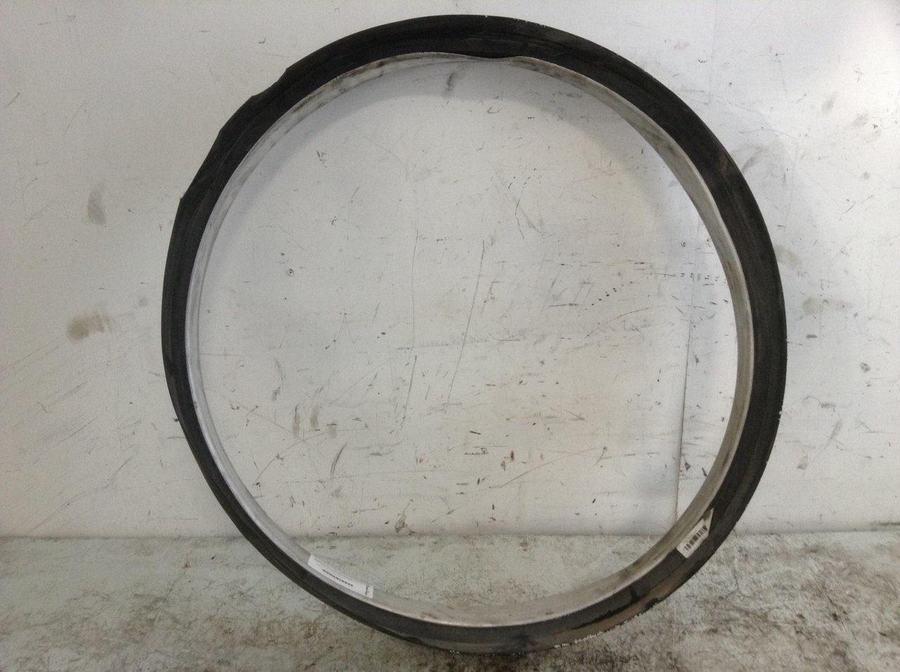 21301237 | Volvo VNL Radiator Shroud for Sale