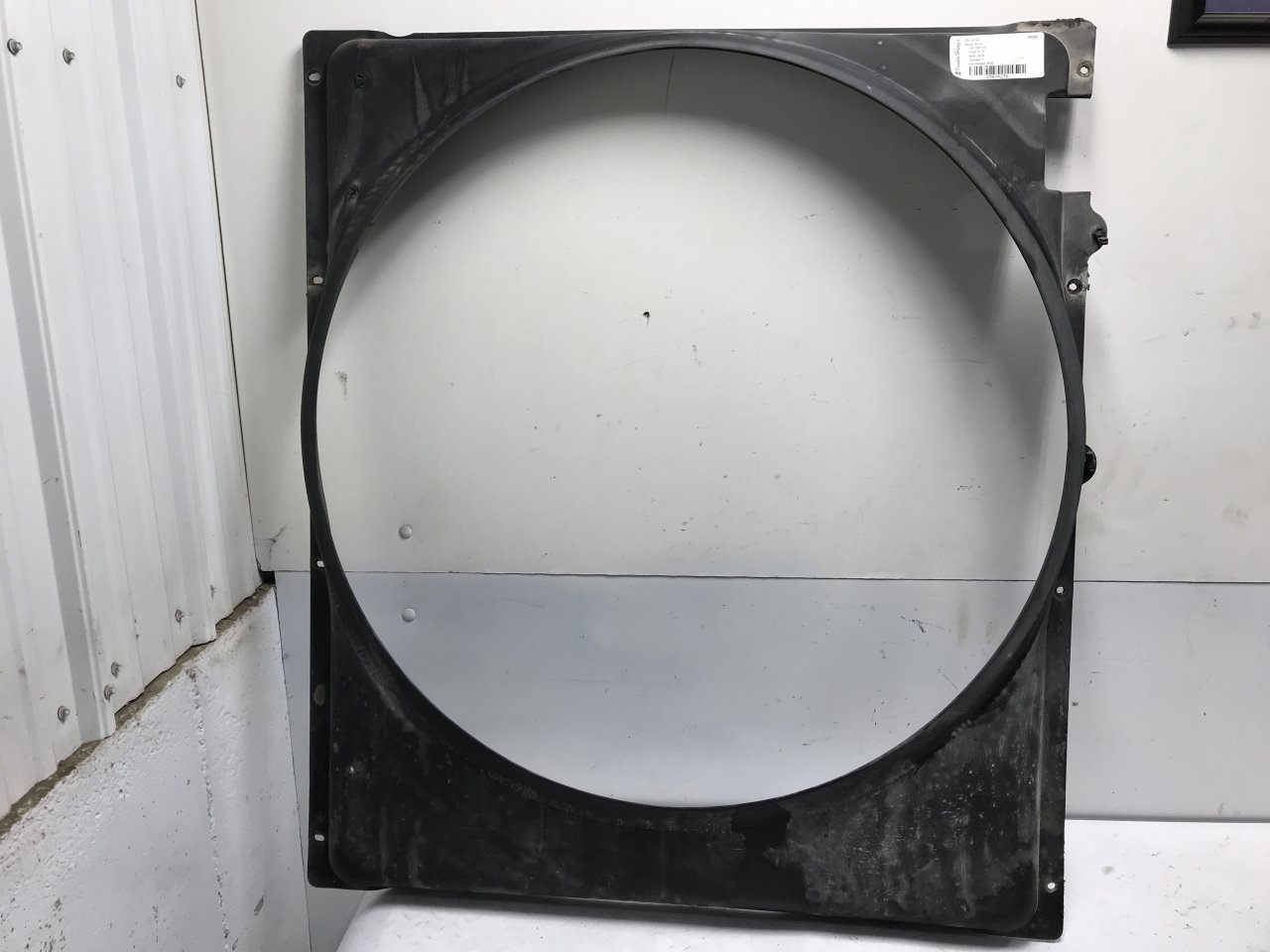 20971031 | Volvo VNL Radiator Shroud for Sale