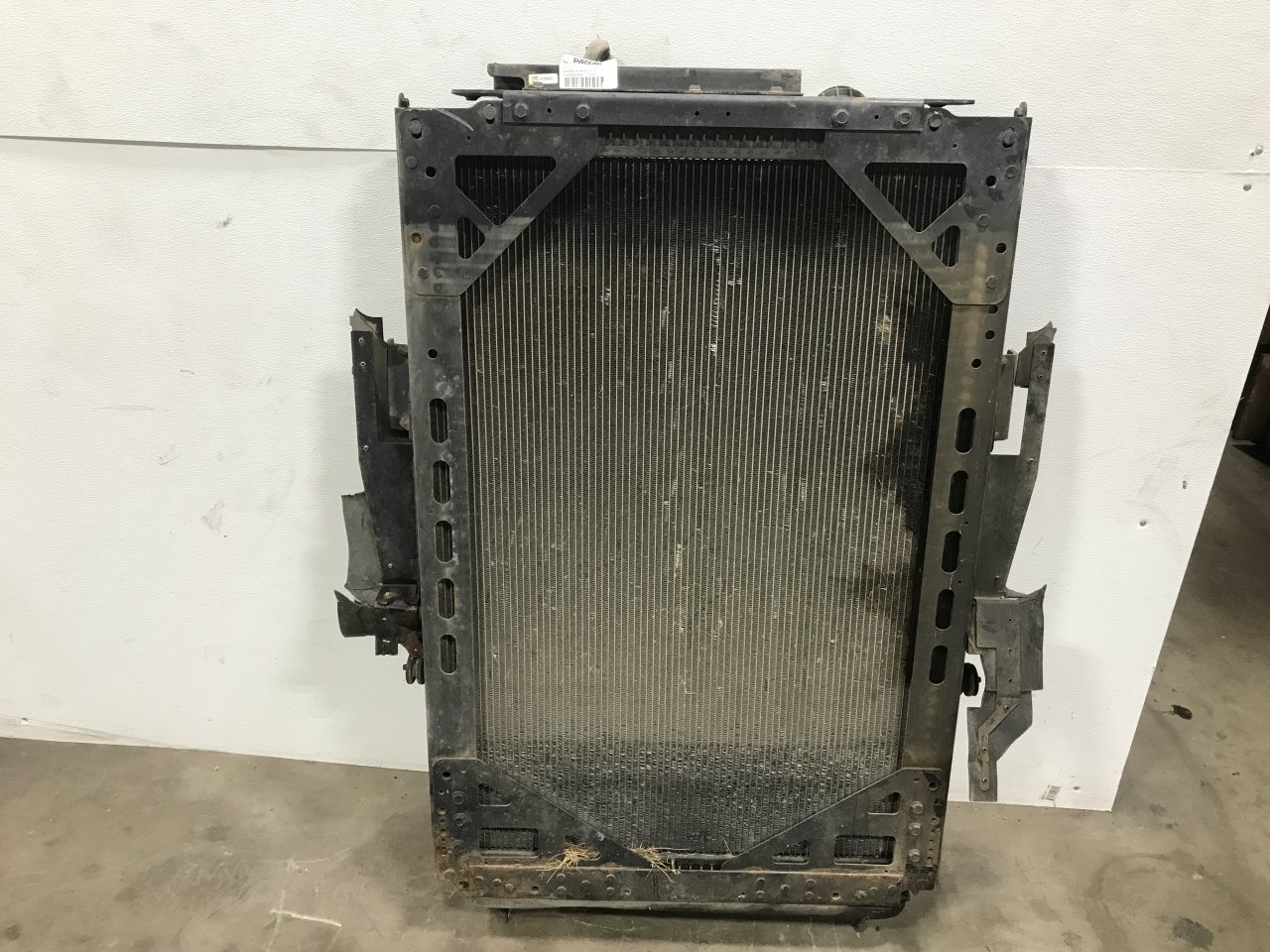 F31-6167-2101421 | Kenworth T660 Radiator for Sale