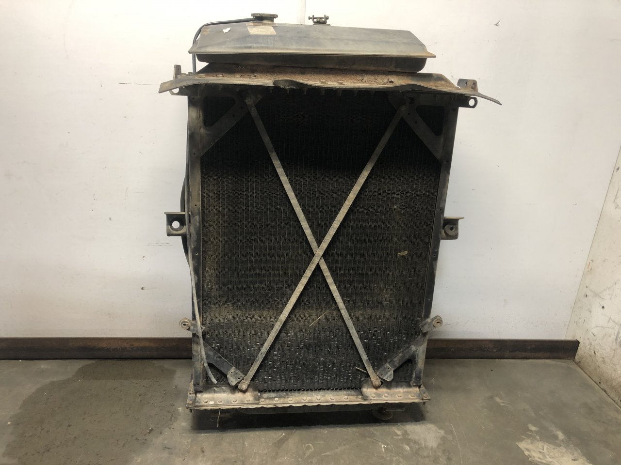 Kenworth T800 Radiator for Sale