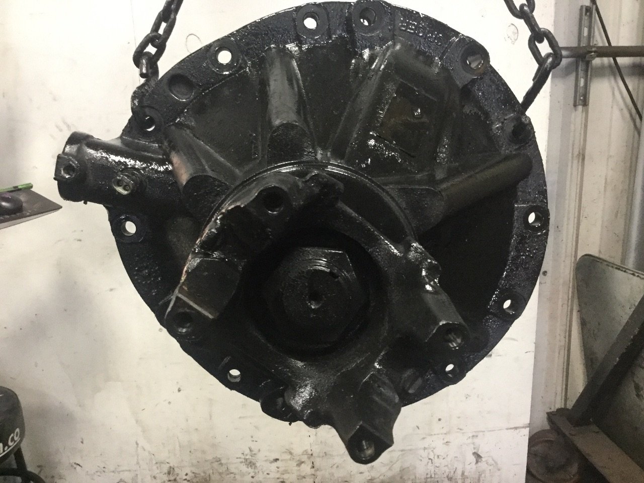 Eaton R23-170D Rear Differential | Carrier Assembly for Sale