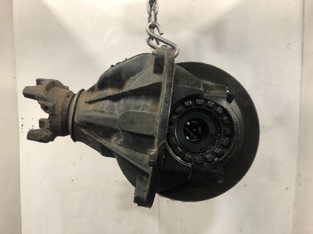 R40-155 | Eaton R156 Rear Differential | Carrier Assembly for Sale